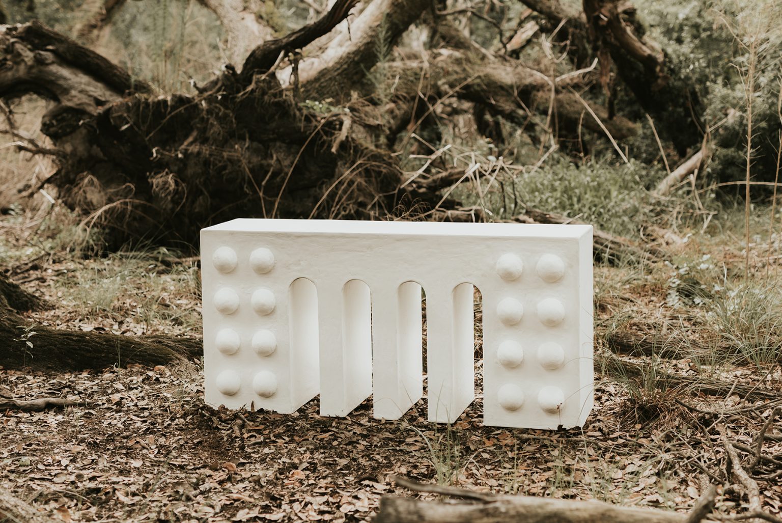 Wendon Console by Brent Warr - Coup DEtat